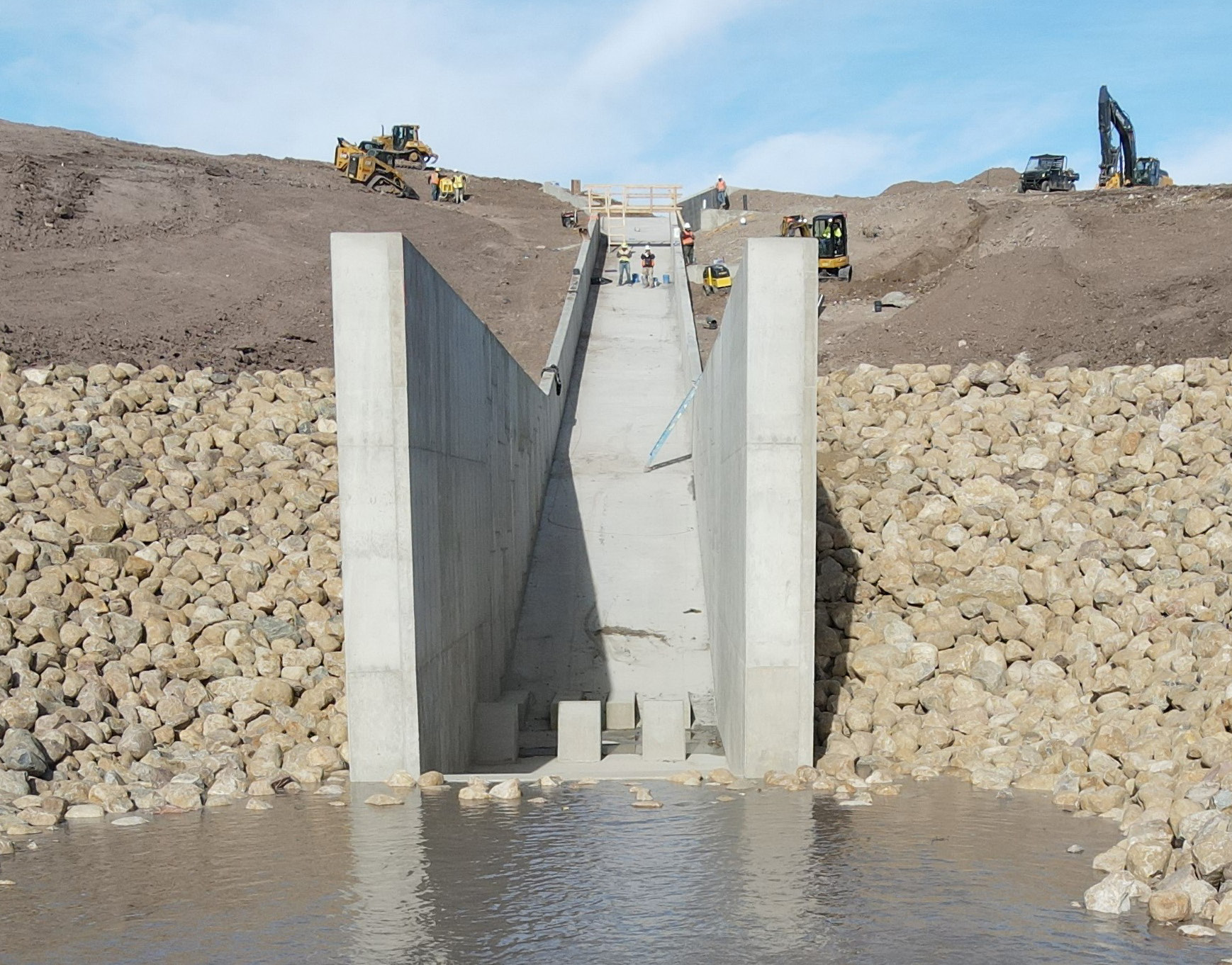 Reclamation’s Role in the Drop 5 Reconstruction - Irrigation Leader ...
