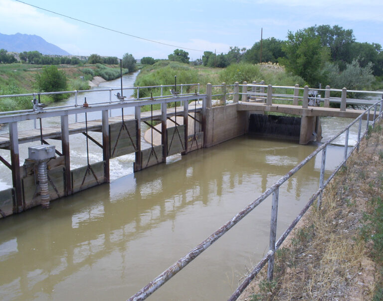 How the Middle Rio Grande Conservancy District Is Conserving Water and ...
