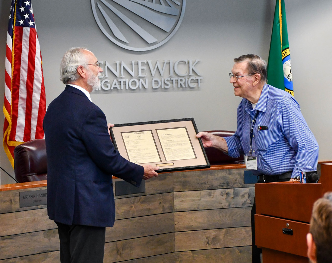 Congressman Dan Newhouse: Supporting Irrigated Ag in Central Washington ...